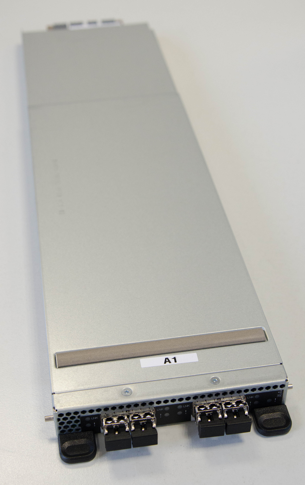 Из будней сисадмина: распаковываем NetApp FAS 9000