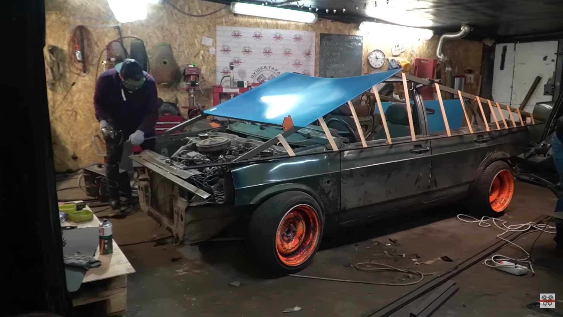 Tesla Cybertruck copy was spotted in Moscow. This is a customized ...